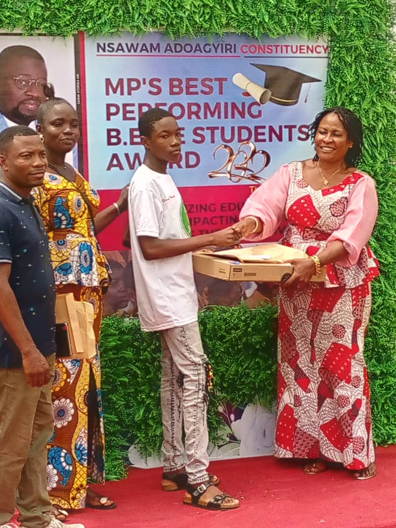 Hon Frank Annor Dompreh MP for Nsawam Adoagyiri delivered promises he ...
