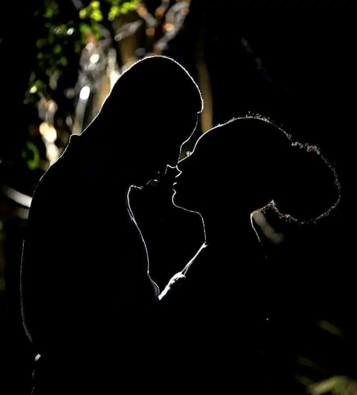 11 THINGS TO KEEP PRIVATE IN YOUR MARRIAGE