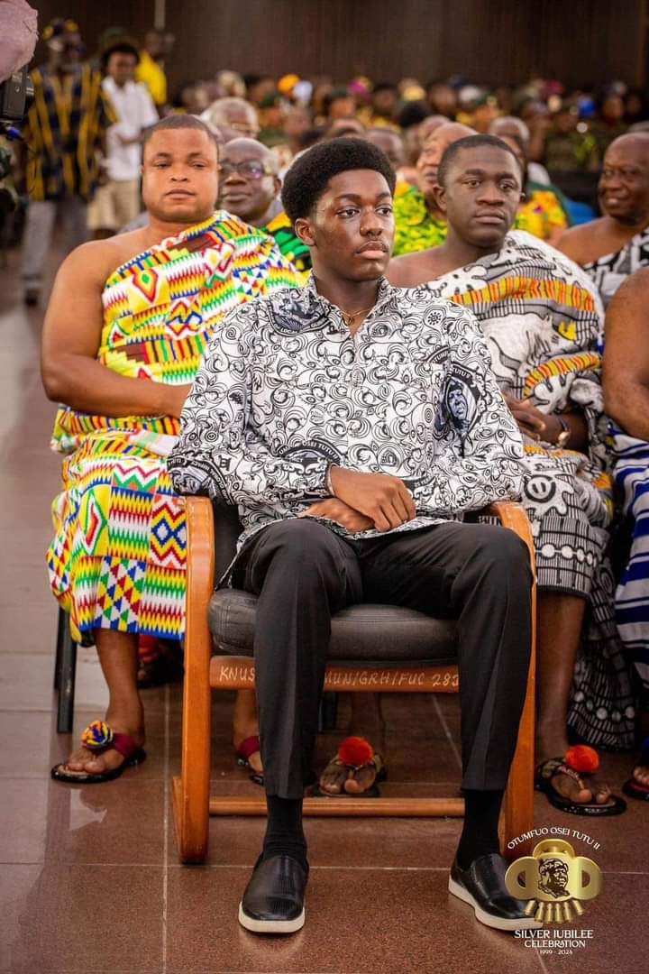 This handsome young man is the last born (son) of Otumfour Osei Tutu II.
