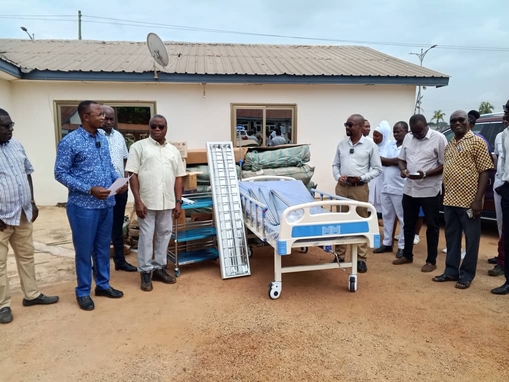 Dormaaman Association Donate hospital Beds and other health care ...